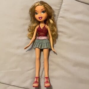 Bratz | Toys | Bratz Step Out Yasmin Doll | Poshmark